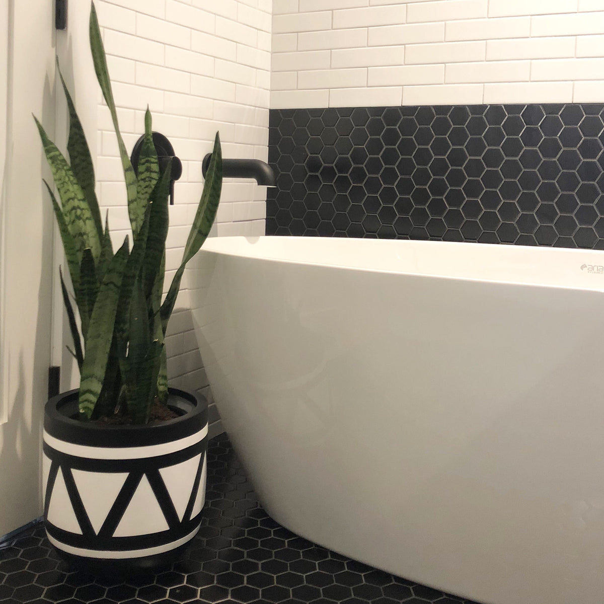 AZTEC PLANTER | Modern Lightweight Hand Painted Pots – Common House Studio